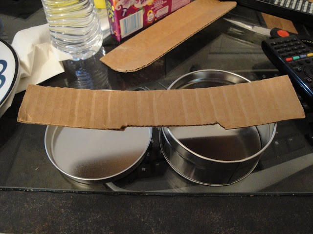 Geek Kraft: Making a cardboard and paraffin camp stove