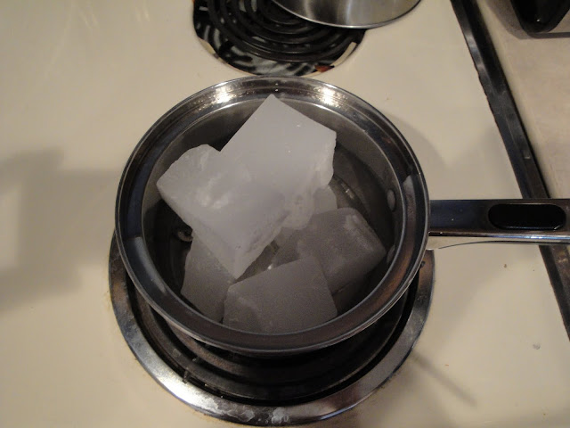 Geek Kraft: Making a cardboard and paraffin camp stove