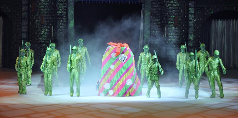 Knauss Family Adventures and Everyday Life: Disney on Ice