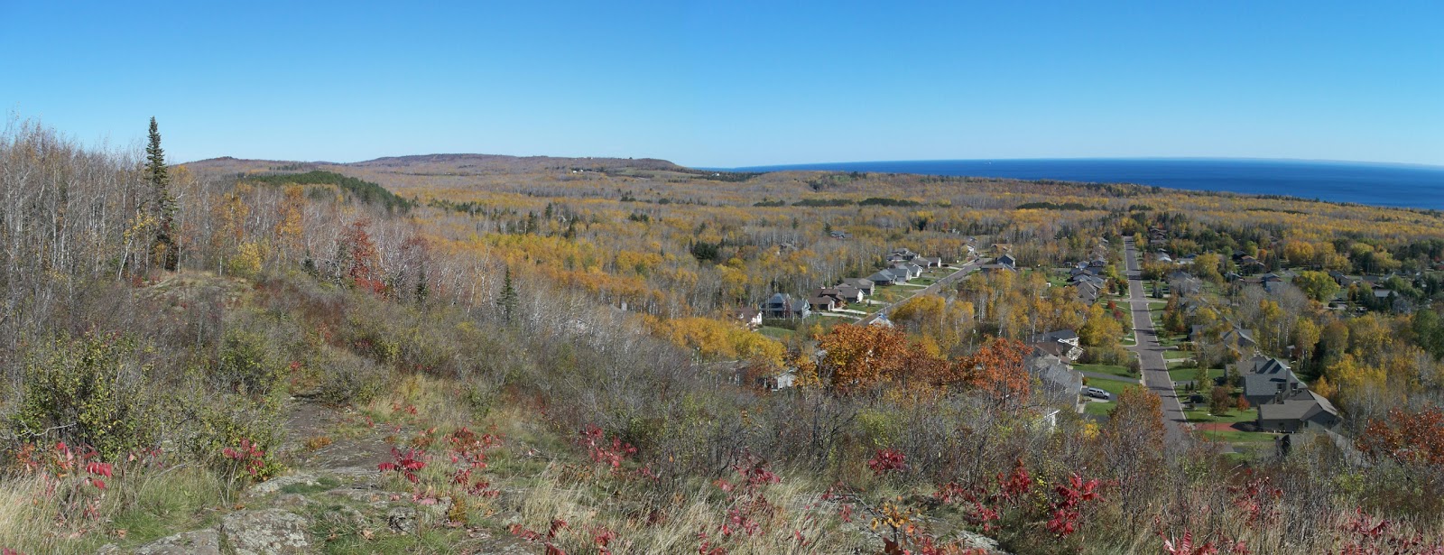 The Continuing Adventures of Eric, Noelle and Sierra: Hiking Hawk Ridge