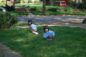 Twin Girls and a Little Boy! Meet the Whites...: A Potty Break