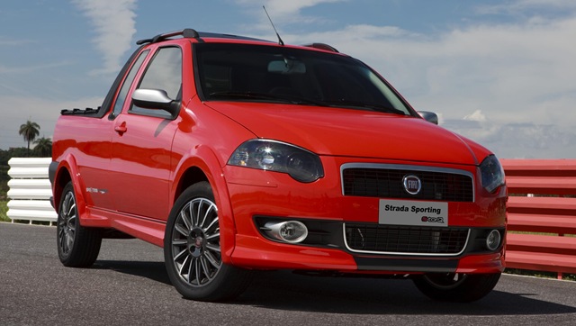 Fiat Strada Sporting começa a ser comercializada