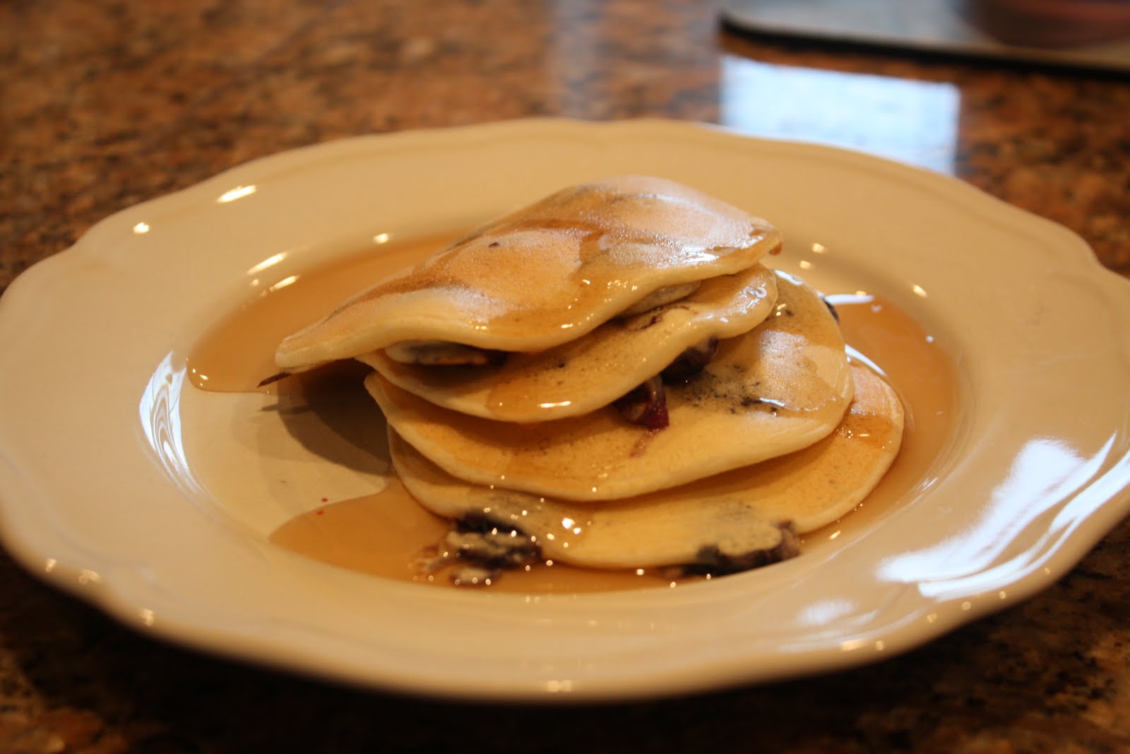 Peachtree Cooking: Fly-off-the-plate Pancakes!
