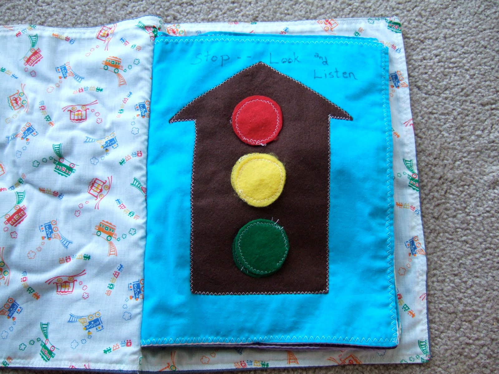 Imaginative Mom: Homemade baby toys - sewn fabric learning book