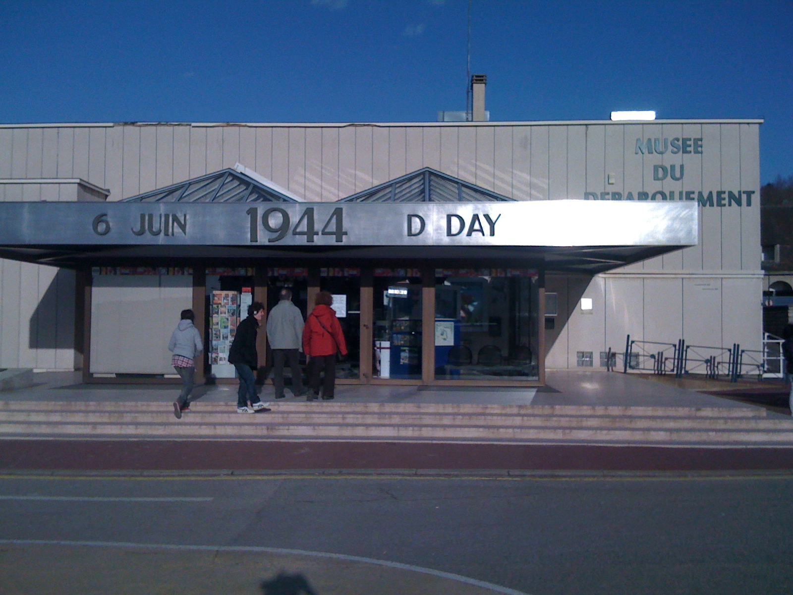 The Arromanches Landing Museum | D-Day in Normandy