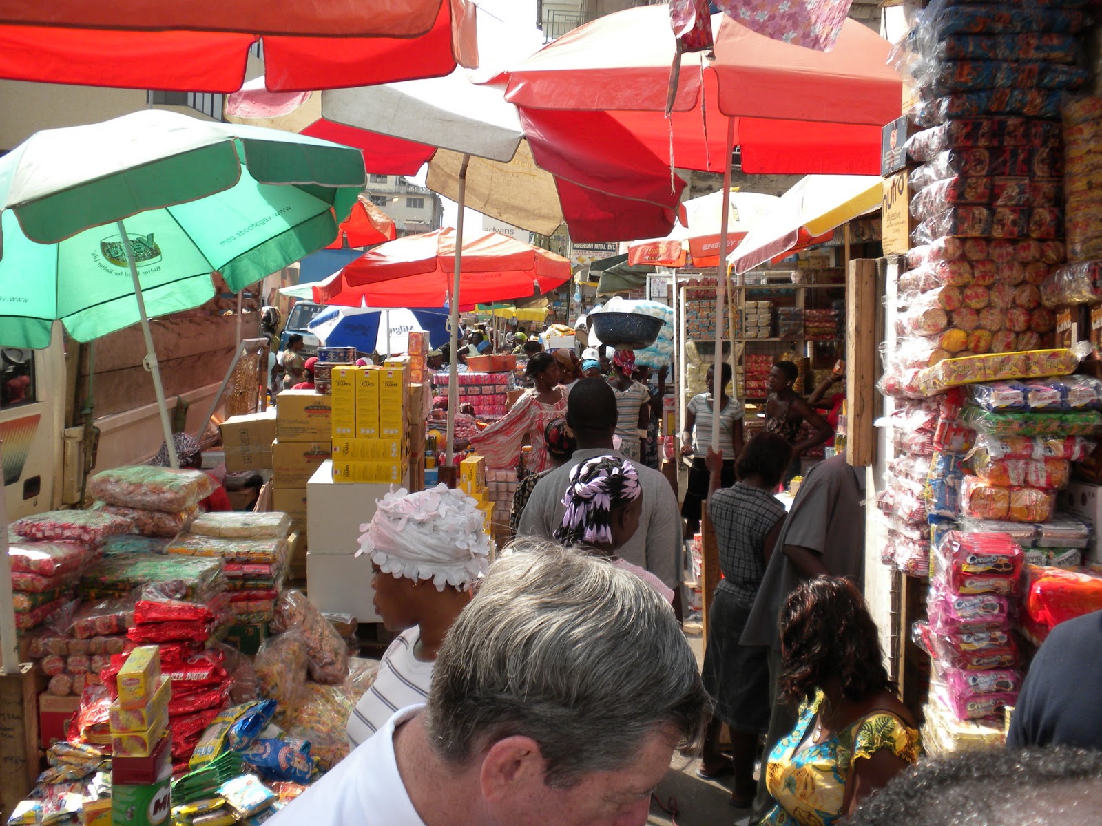 One Couple's Adventure in Africa: Our Adventure in Makola Market