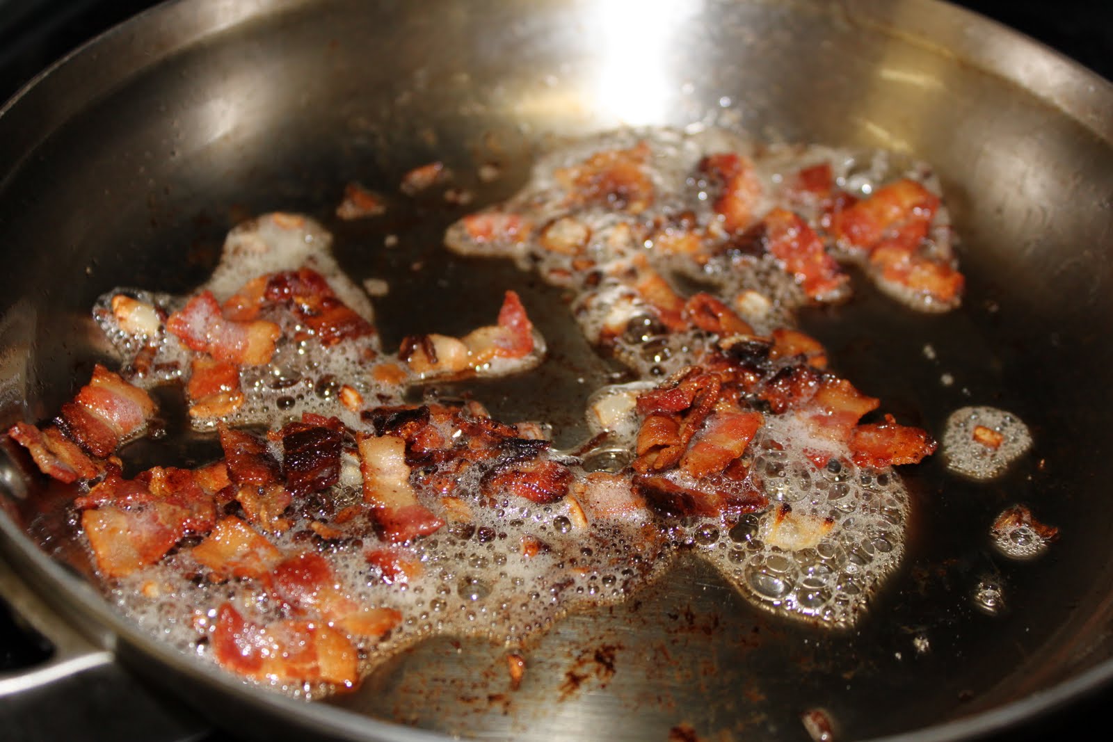 i'll cook if you clean up: Friseé aux Lardons (and how to poach an egg)
