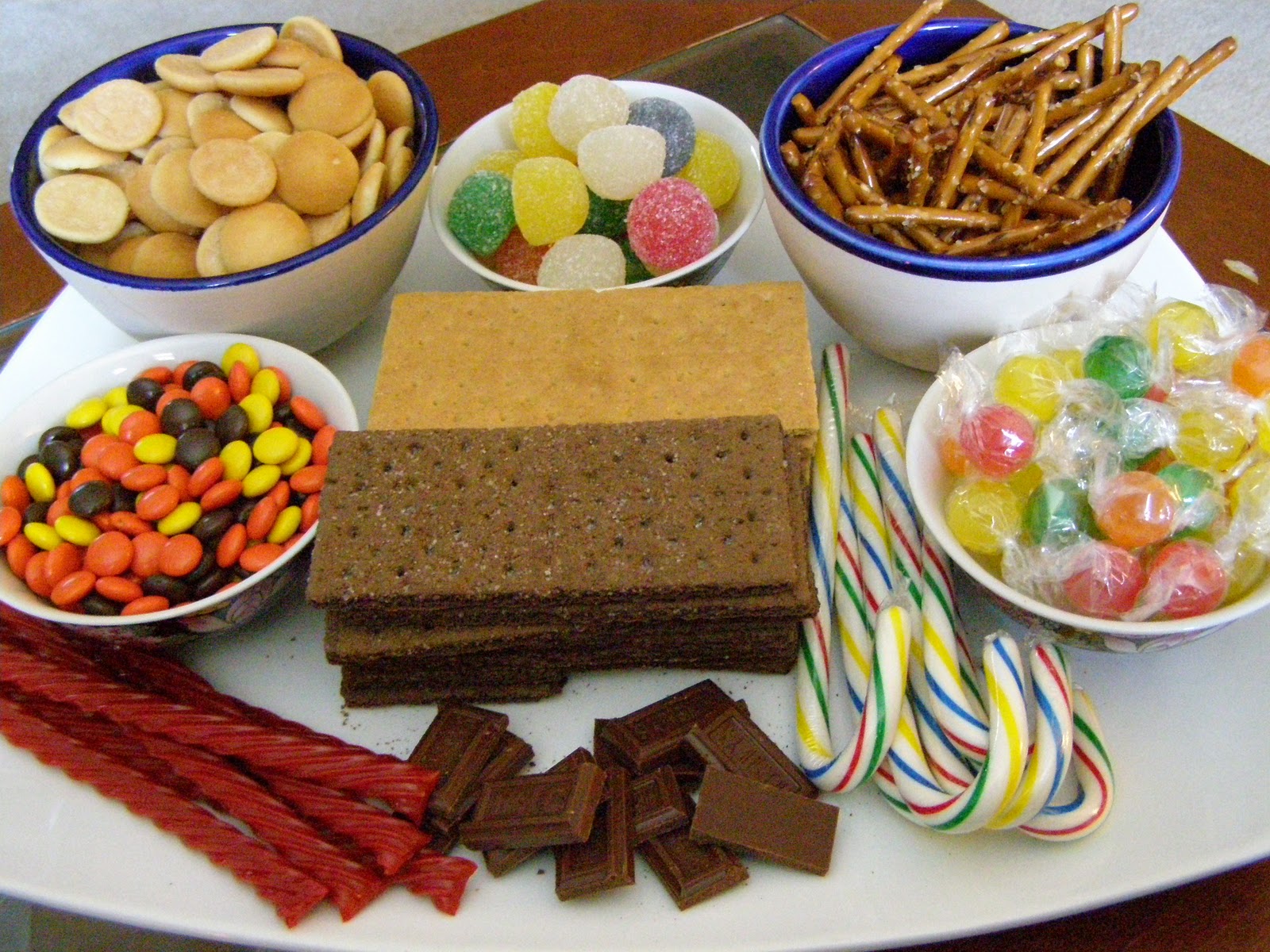 Boston Handmade: My First Gingerbread House