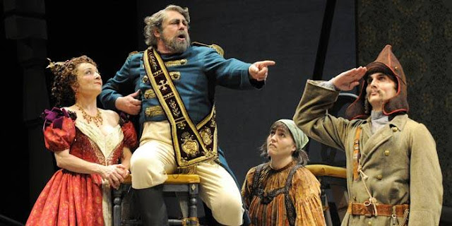 Macumbeira: “The Government Inspector” by Nikolaj Gogol