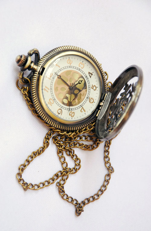 PhatCulture.com - An Online Boutique: Snowflake - Antique Brass Locket ...