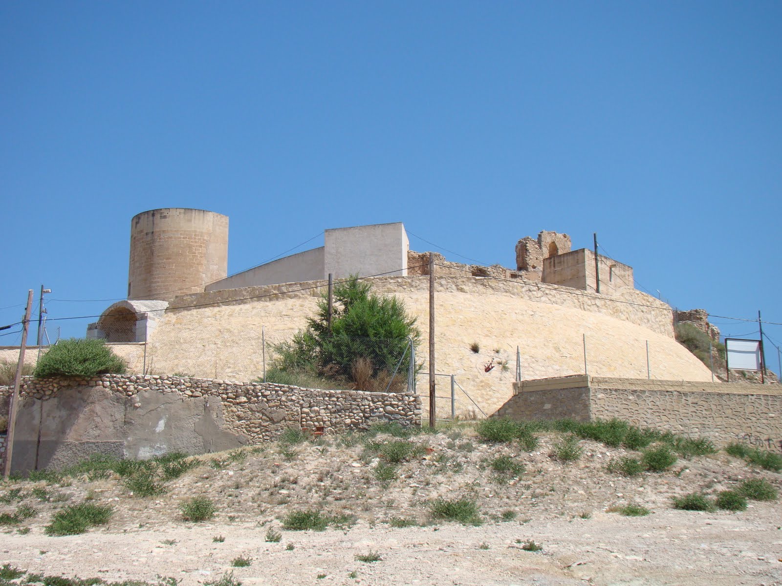 Castillos Españoles: CASTILLO DE ELDA - ALICANTE