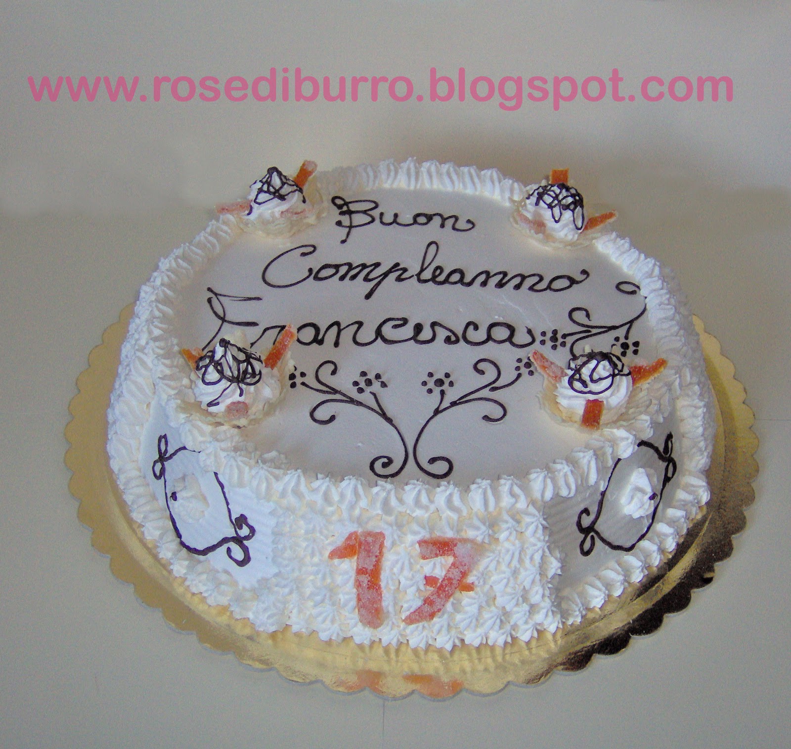 Rose di Burro: La Torta di Francesca e Ricetta del Pan di Spagna