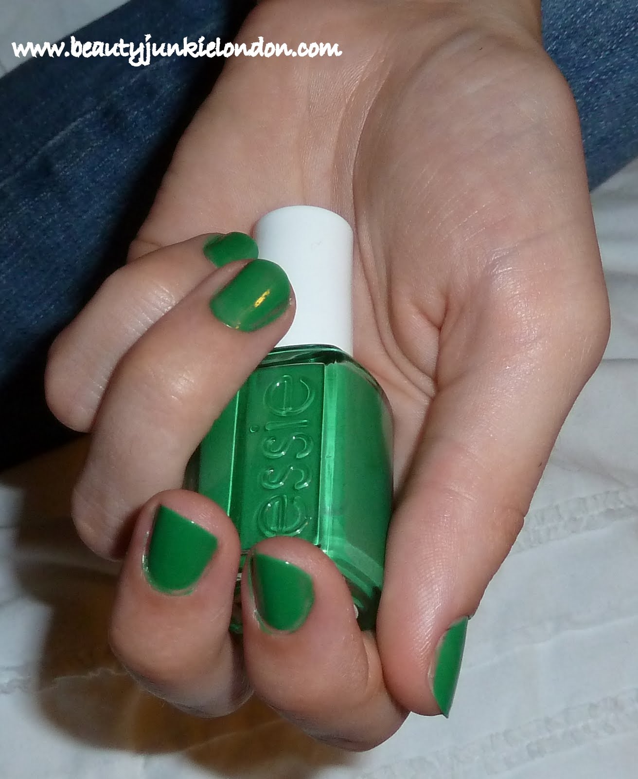 Essie Pretty Edgy and Vermillionaire: Tic Tac Toes