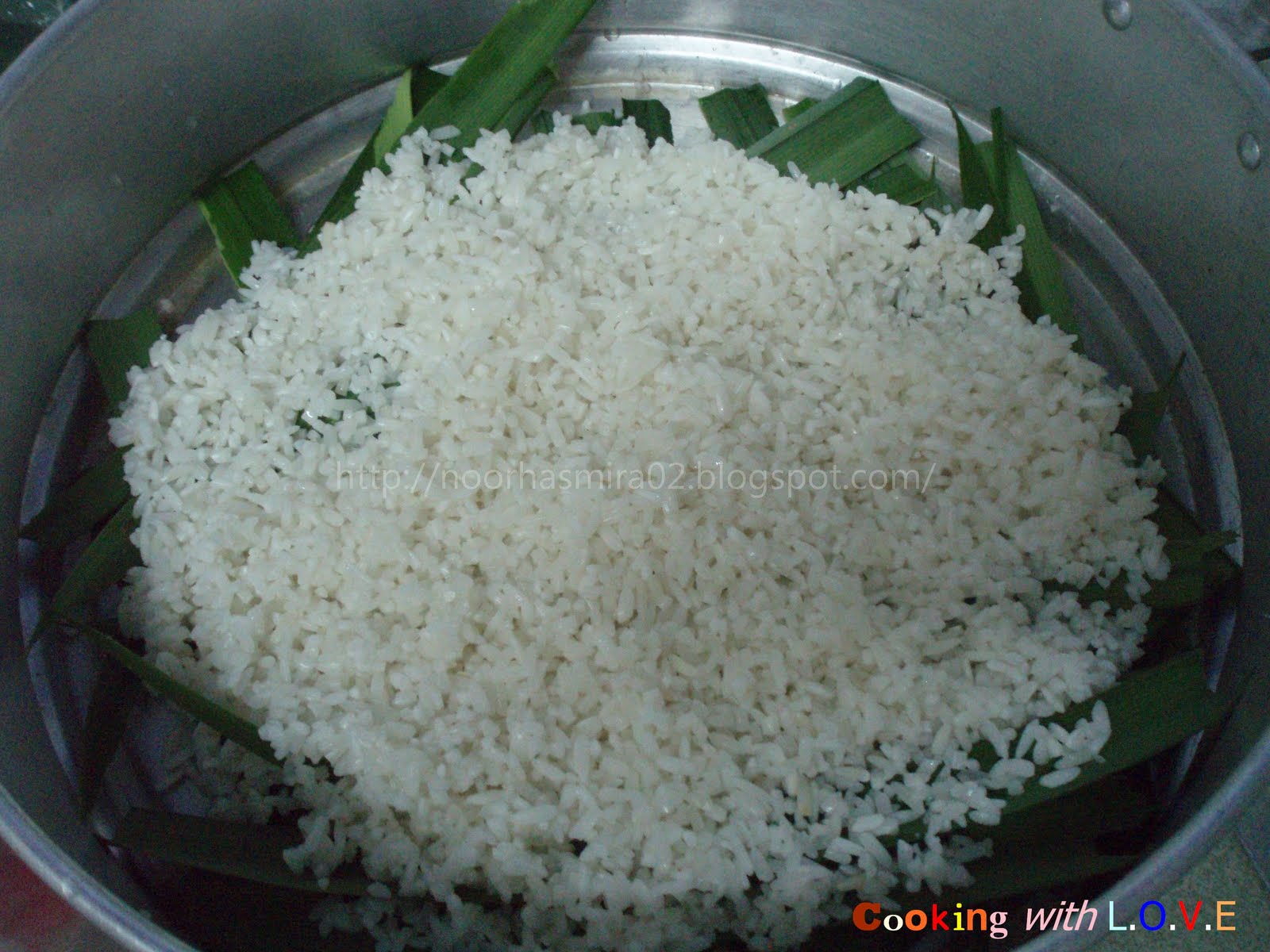 Cooking with L.O.V.E: Pulut Mangga