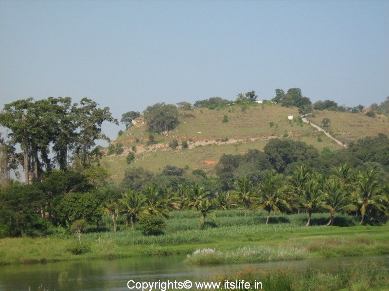 Hill Temples: Karighatta temple