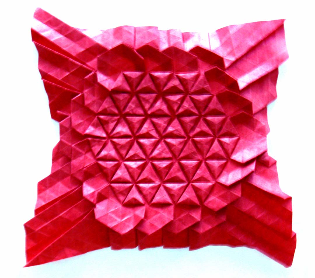 Kuniko Theater: Origami Tessellation