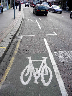 Crap Cycle Lanes of Croydon: South End Dual Use Cycle Lane