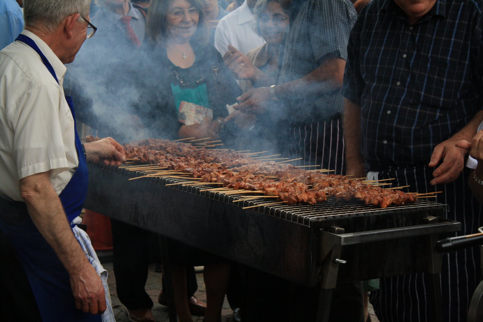 Little Bit in London: Greek barbecue