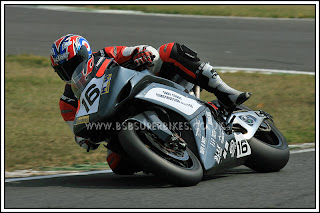 Latest news.: KARL( BOMBER) HARRIS ON THE R1 SUPERBIKE / BSB MALLORY ...