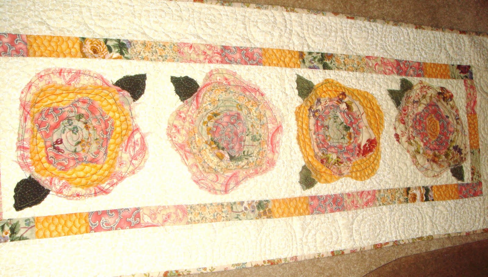 Pam's Activities in Quilting.: Runner - French Rose