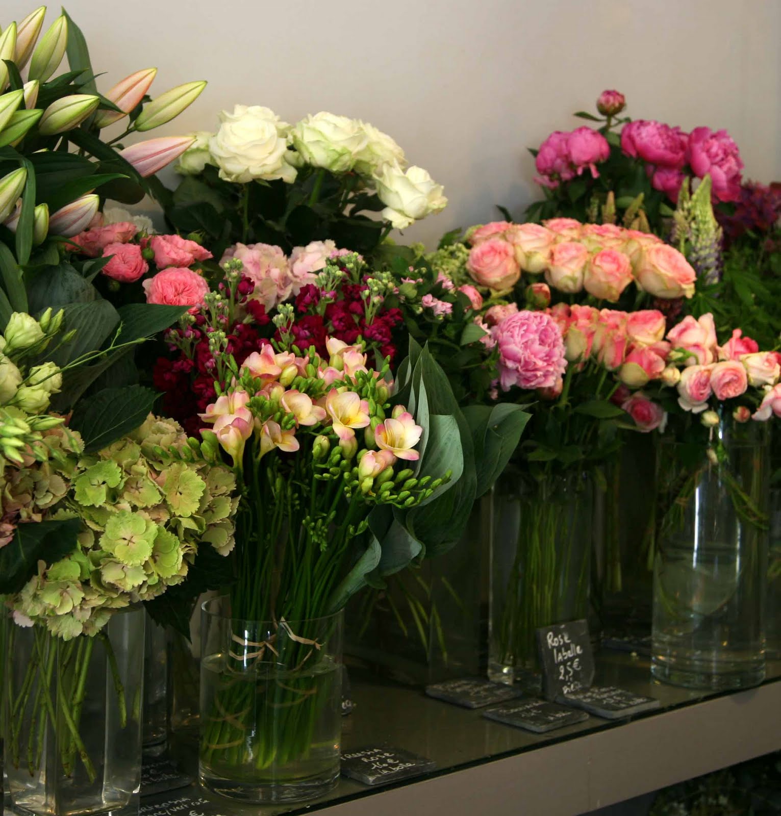 Flower Shop Stories: Les Fleurs