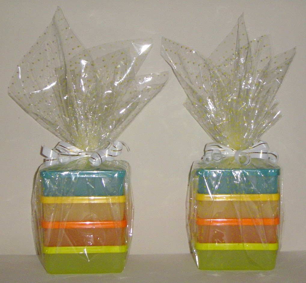 TupAffairs ::: For Tupperware Lovers..: Gift Wrapping