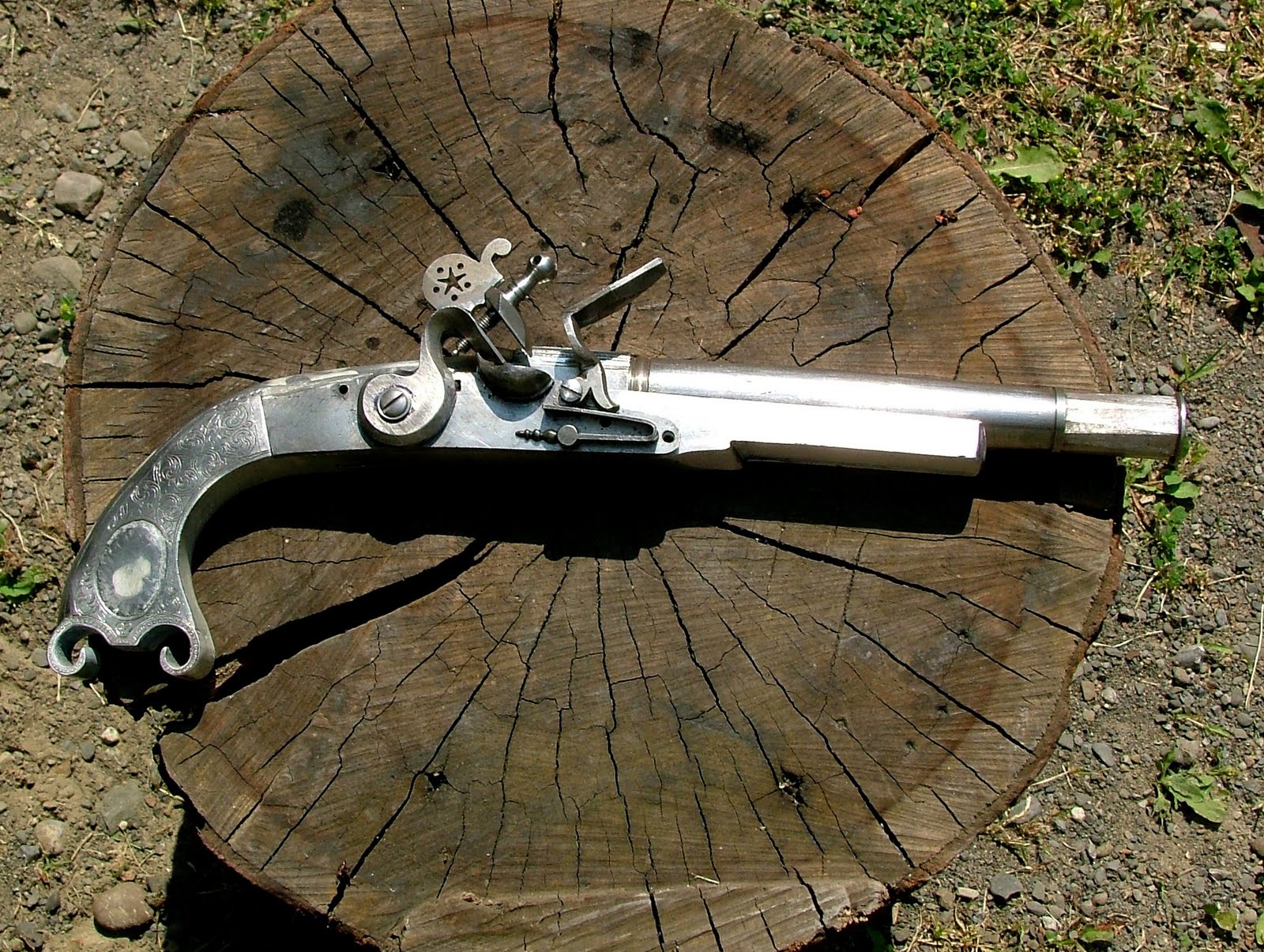 Rural Blacksmith: Scottish Pistol -Part III - Welding the barrel.