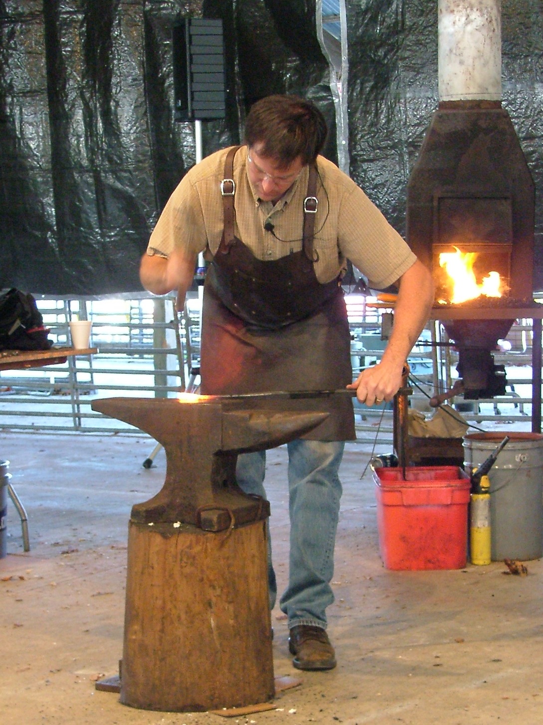 Rural Blacksmith: A Blacksmithing Conference: The SOFA Quad-State Roundup!