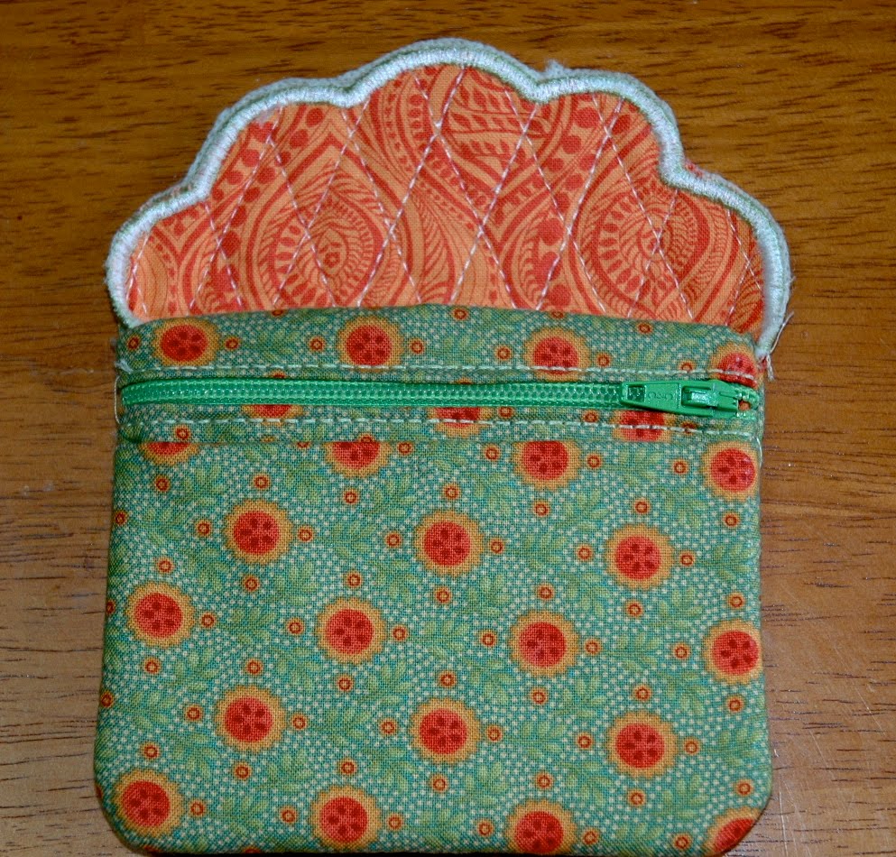 Hip and Humble Paperworks by Idea Queen: Machine Embroidery Coin Purse