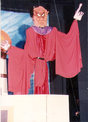 Theater Pictures: Tales of the Arabbian Nights-Genies on Stage