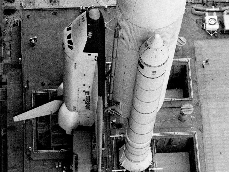 SPACEBOOSTERS.CO.UK: Space Shuttle Enterprise