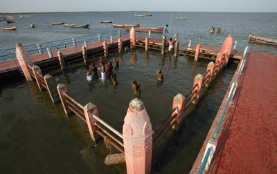 Devipatinam – Navapashanam Where Rama Worshipped Navagrahas before ...
