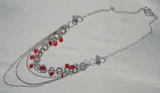 Bauta Accesorios: COLLARES ROJOS