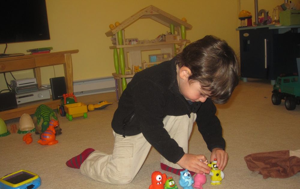 The Brooks Buzz: Plex! A Magic Robot