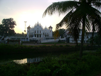 Puthuppally St George Orthodox Church Photos
