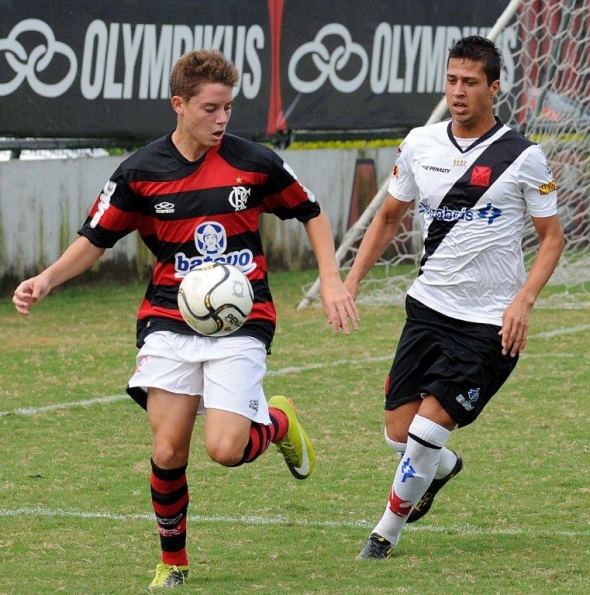 Rapidinhas da Bola: Entrevista com Adryan.