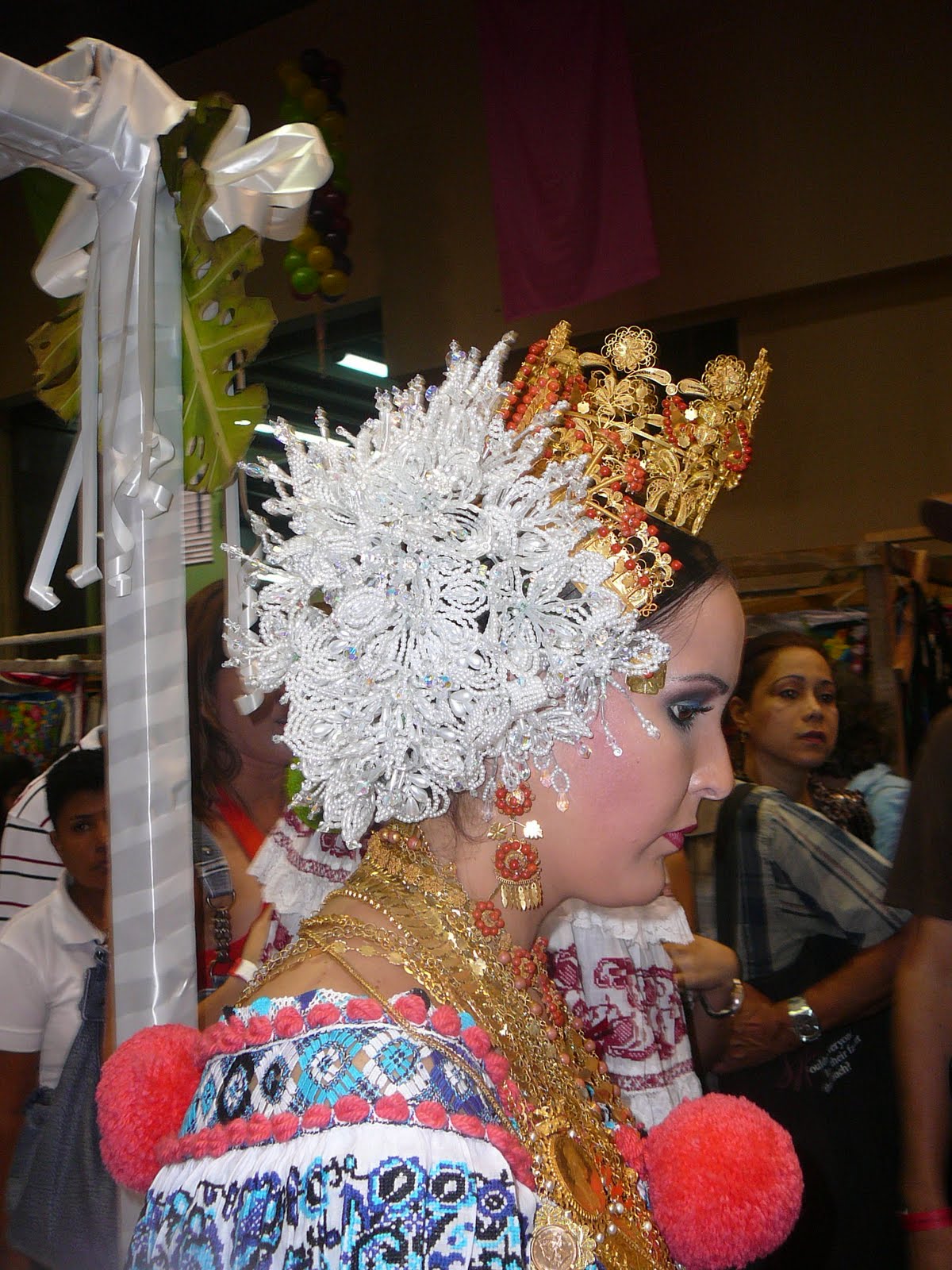 La Pollera de Panamá: Reina del Festival Nacional de la Pollera, 2010