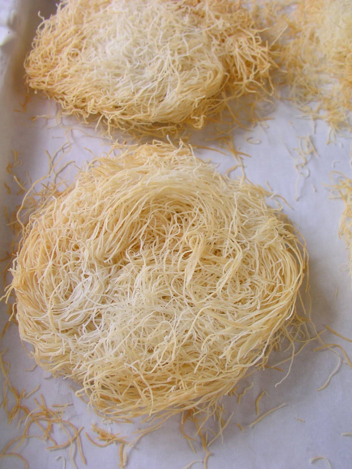 Pathir Payni with Almond Milk/Badham Pal - Few Minute Wonders