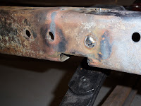 32 Ford Traditional Hot Rod: front spring notch