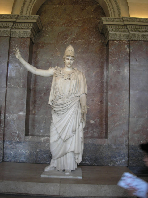 Travel Wanderings: Παρίσι,μέρος 3:Το μουσείο του Λούβρου