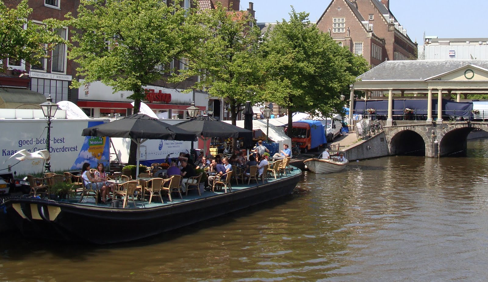 Dit is MarsMania: Terrasje