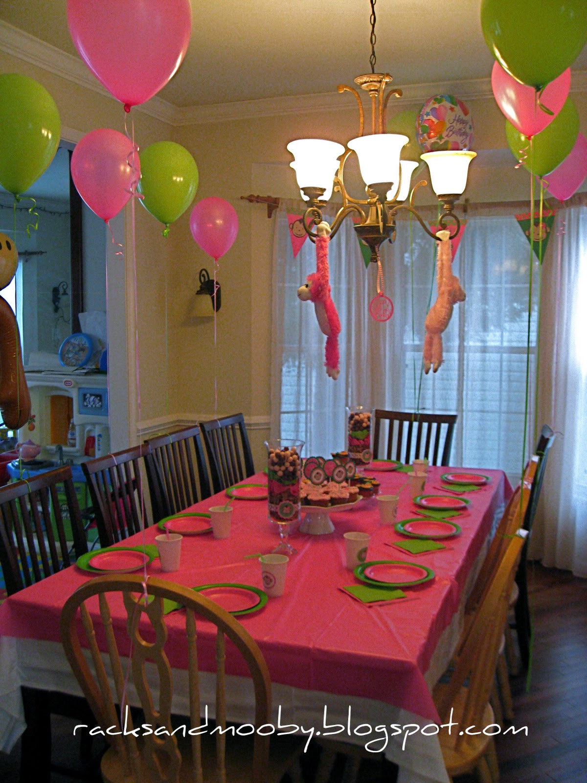 RACKS and Mooby: Pink Mod Monkey Party - Part 2