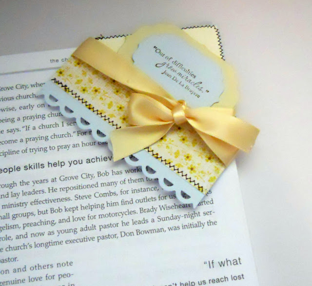 The Better Nester: Quick and Easy Page Corner Bookmark