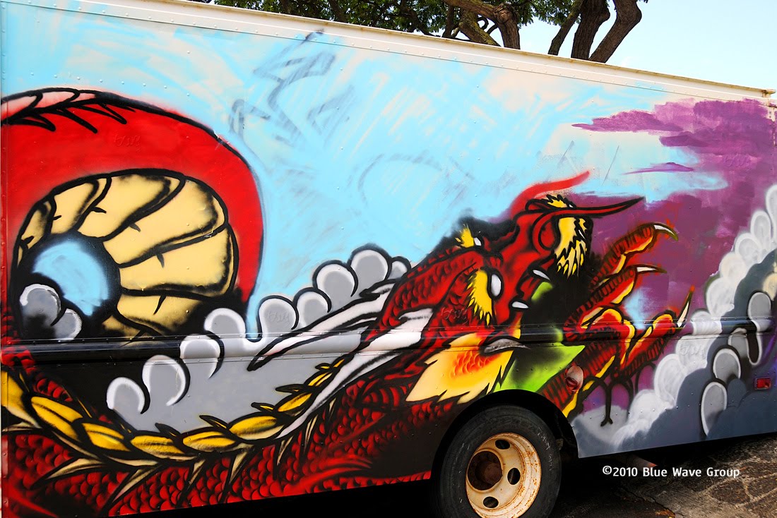 Blue Wave Pix: Dragon Van