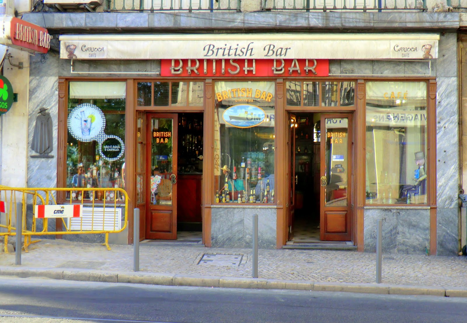 Garfadas on line: O "British Bar" no Cais do Sodré