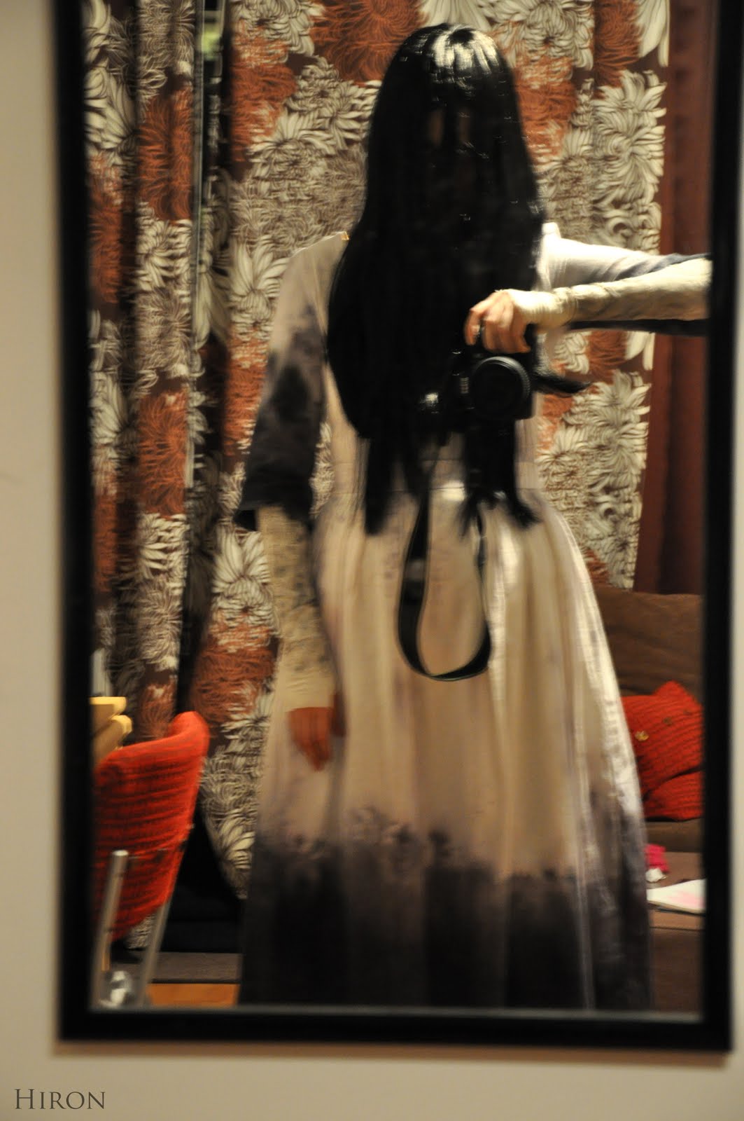 Casualty Cosplay: Zombiewalk with Samara Morgan