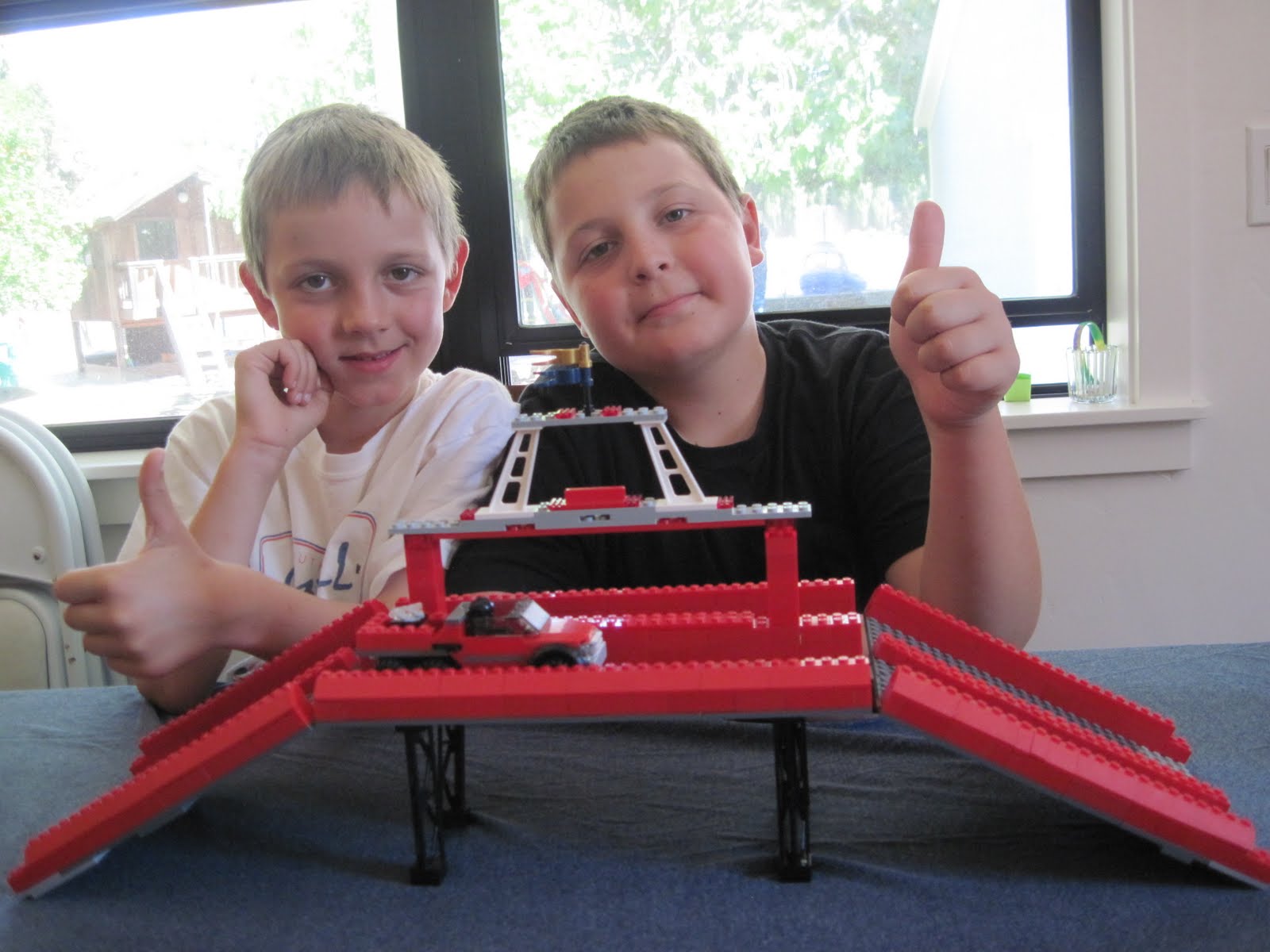 LEGO Quest Kids: Bridge Photos