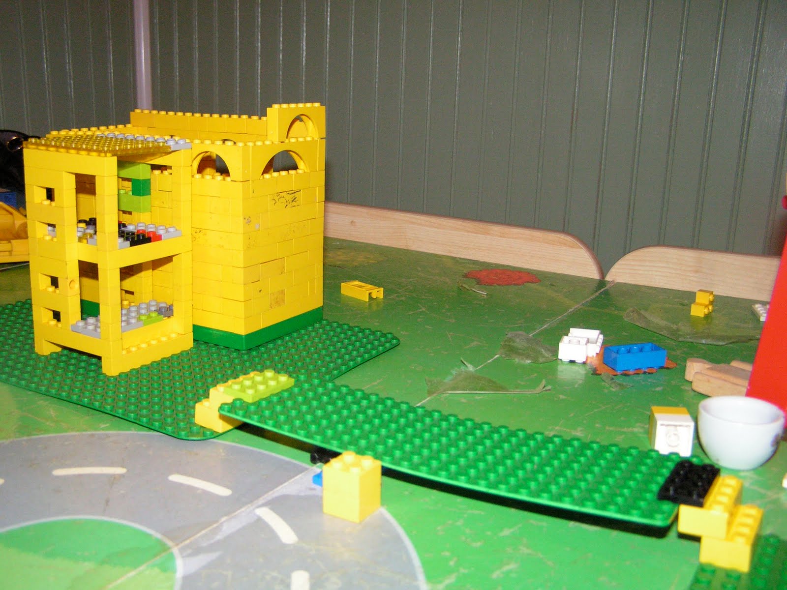 LEGO Quest Kids: Bridge Photos