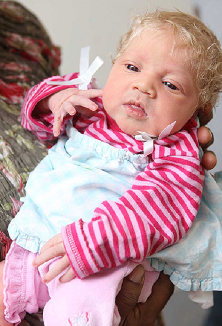 Bebé rubia - Imagui