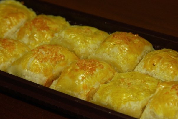 Aneka Kuliner Nusantara: Aneka Kue Tradisional